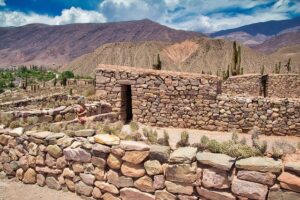 Cómo Llegar al Cerro de los 7 Colores - Guía Completa